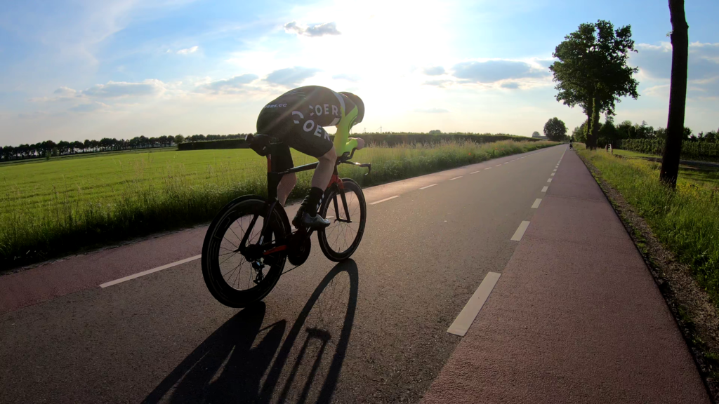 Robert Braam plaatst zich voor het NK Tijdrijden 2021 - COERS.CC